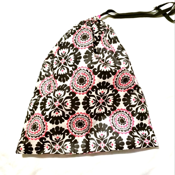 thirty-one | Bags | Thirty One Pink Pop Medallion Timeless Cinch Pouch ...